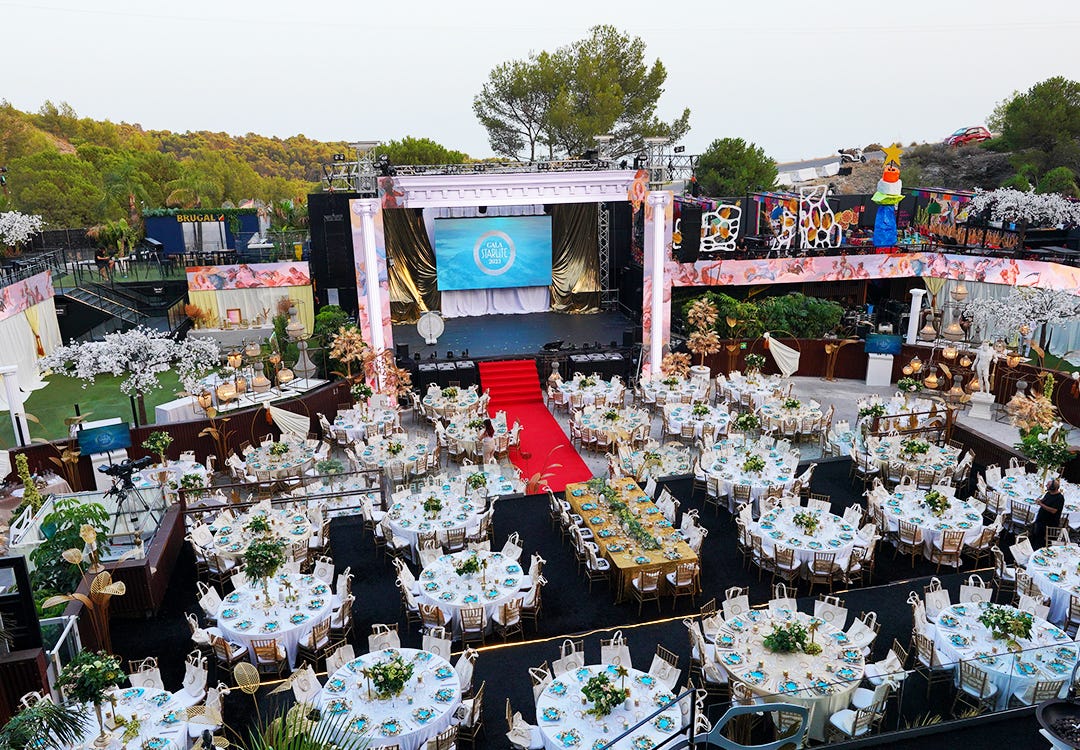 LLADRÓ CREATIONS SHINE AT THE 2023 STARLITE CHARITY GALA - LLADRÓ MAGAZINE