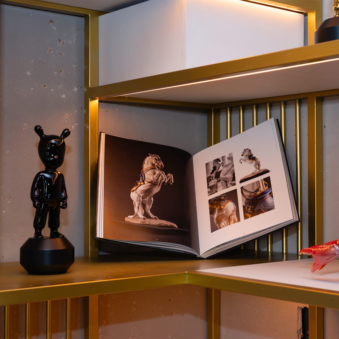 LLADRÓ AT THE 1824 SOCIAL CLUB, MEXICO CITY - LLADRÓ MAGAZINE