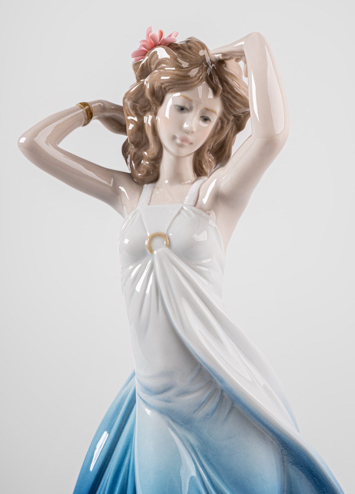 Ethereal spirit Sculpture - Lladro-USA Ethereal spirit Sculpture - Lladro-USA