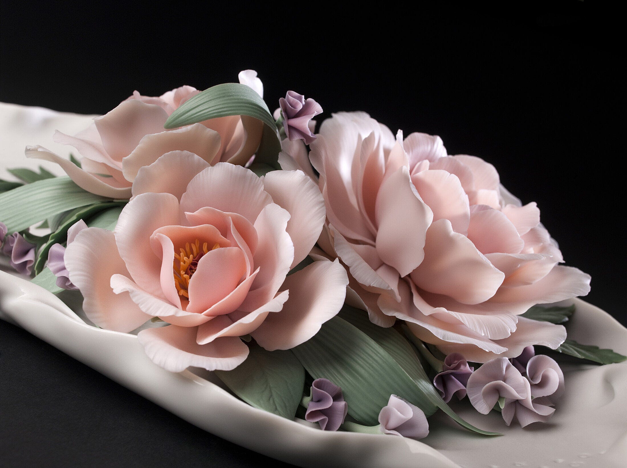 Tray with Peonies Tray | Lladró® India