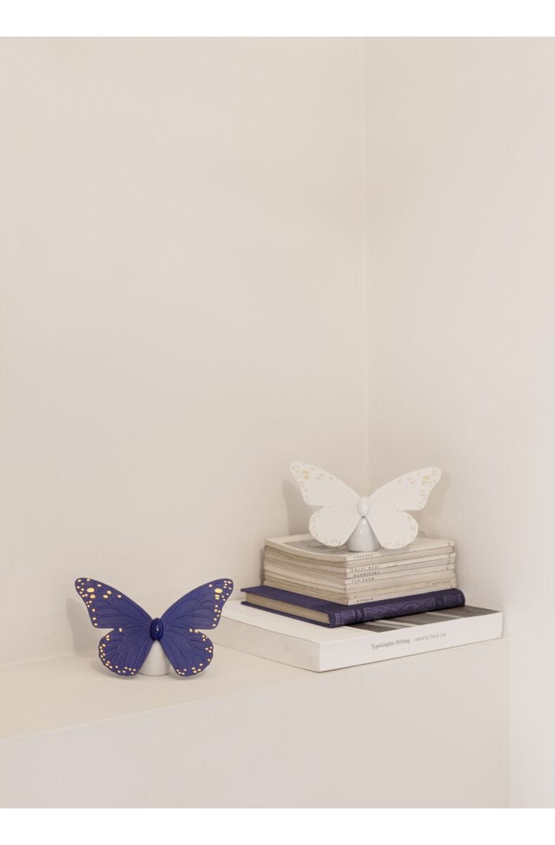 Butterfly Figurine. Golden Luster & Blue - Lladro-USA
